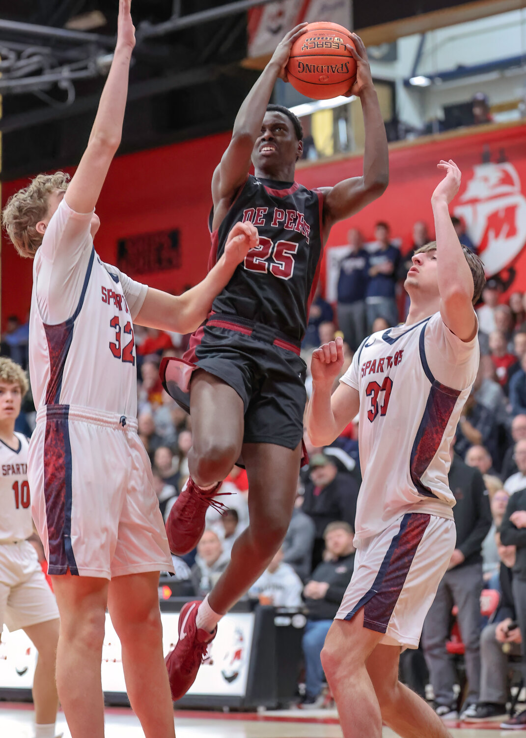 De Pere shuts down Brookfield East in decisive win - Press Times