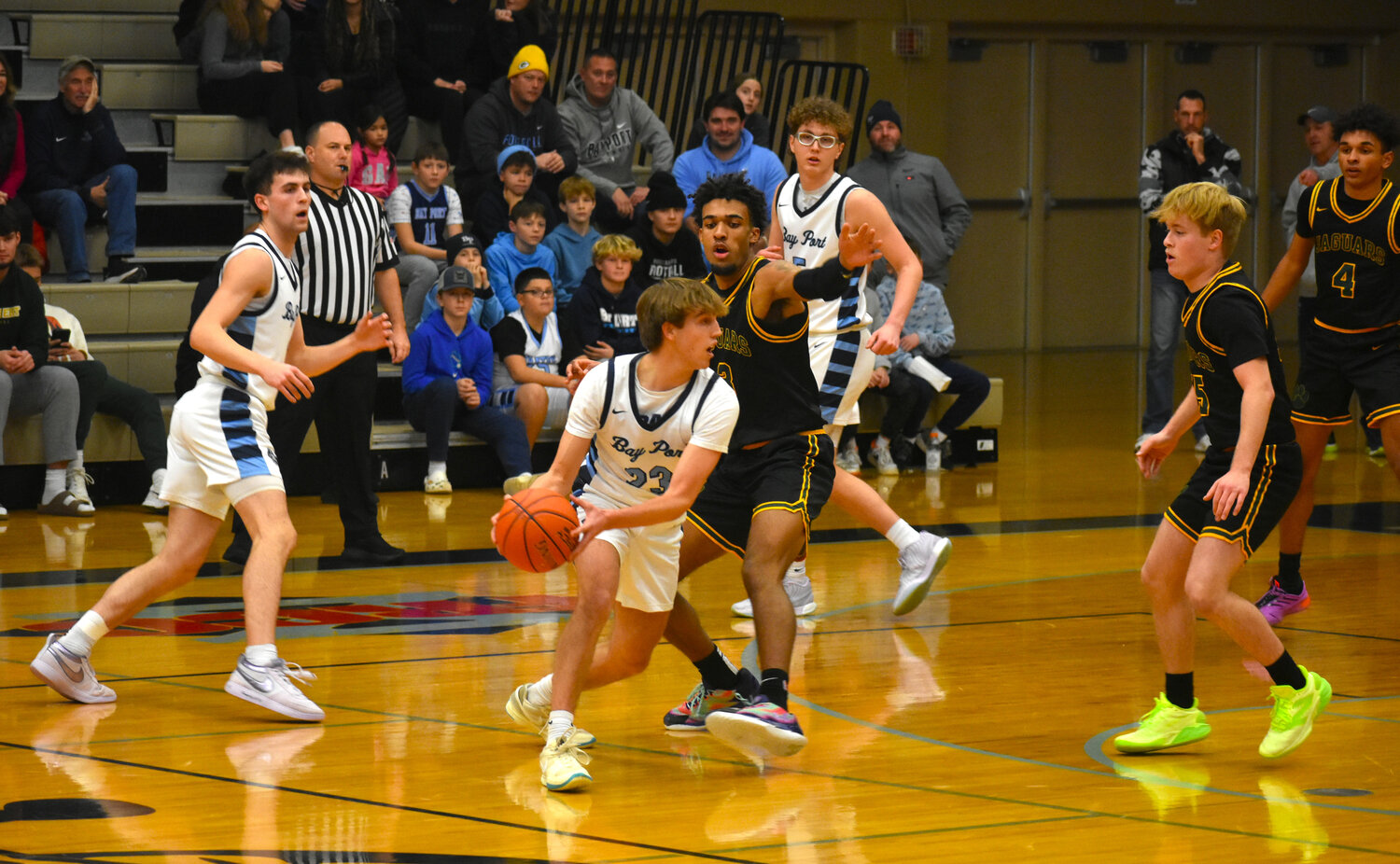 Ashwaubeneon grad Amari Allen declares for NBA Draft - Press Times