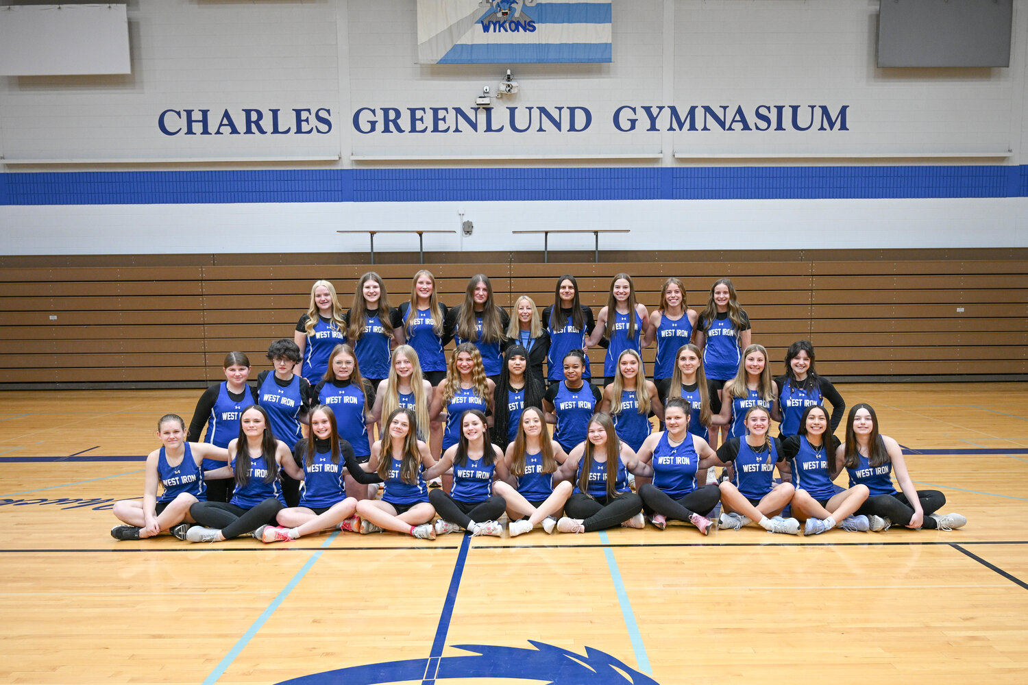 WIC Girls Track Team - Iron County Reporter