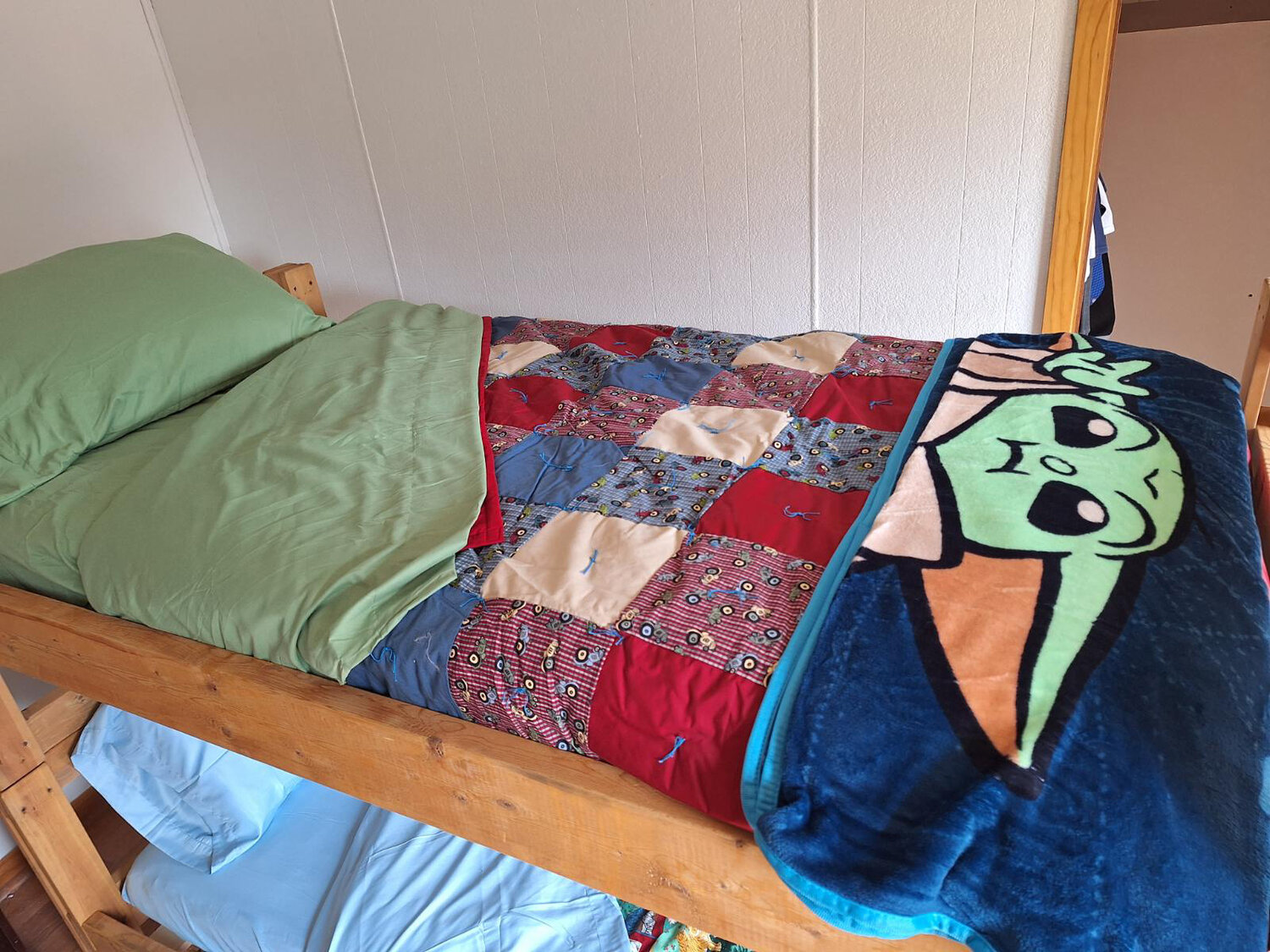 Sleep in Heavenly Peace: Community unites to build beds for area kids ...