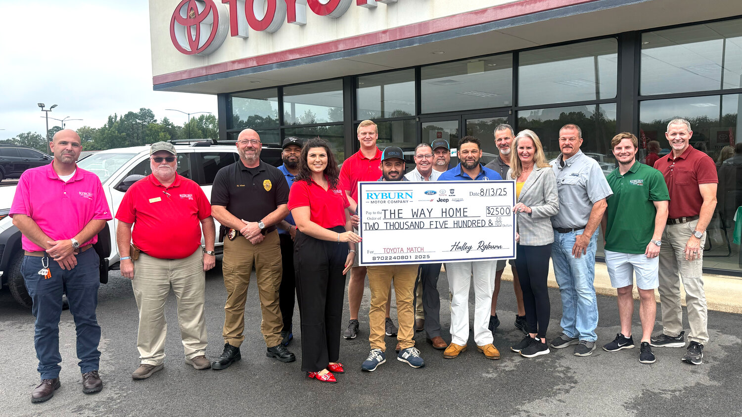 Ryburn Motor Company donates to The Way Home | The Advance-Monticellonian