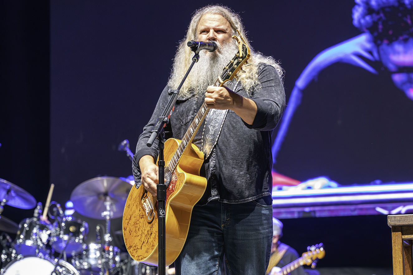 Jamey Johnson closes top-notch River Jam - Paris Post-Intelligencer