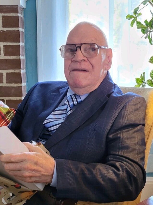 OBITUARY: James Elliot Phillips - Richmond Observer