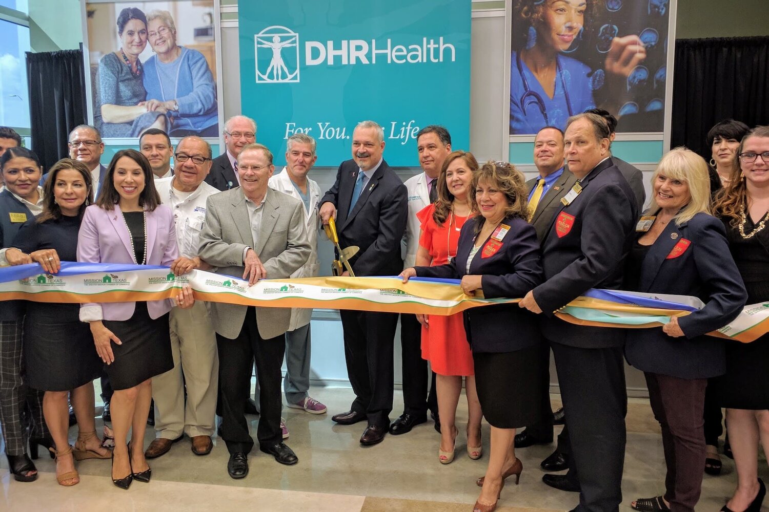 News in Pictures: DHR unveils new state-of-the-art imaging center - Rio ...