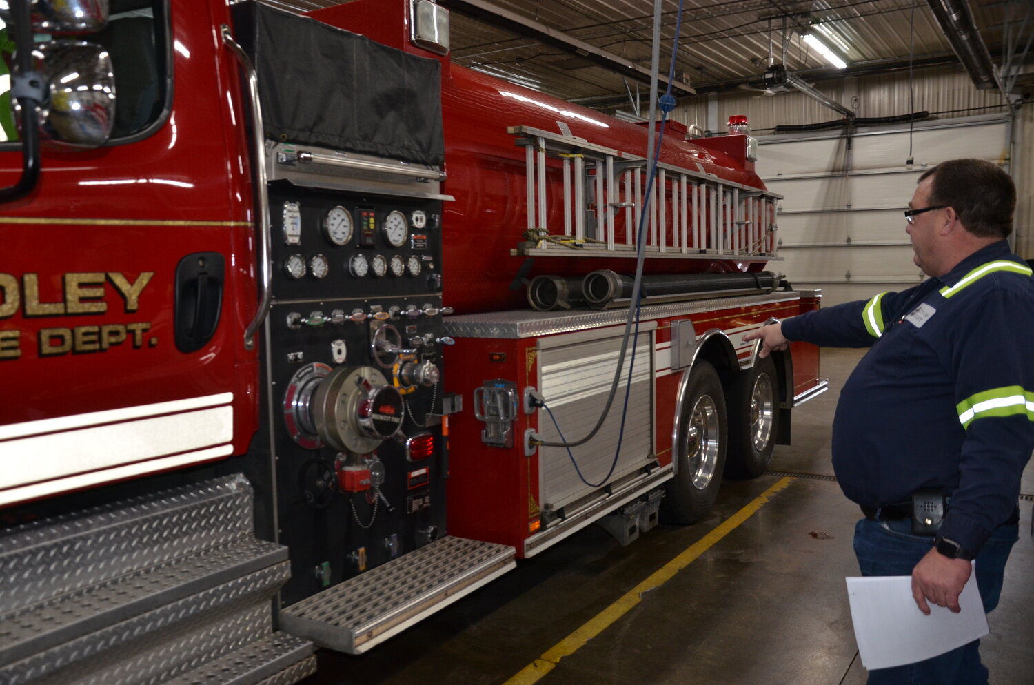Foley Fire Department purchases new tanker - Benton County Herald