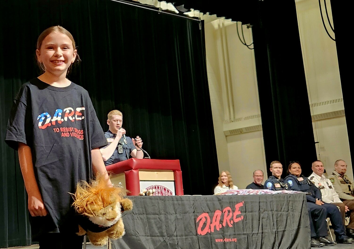 DARE to keep Sauk Centre kids off drugs - Sauk Centre Herald