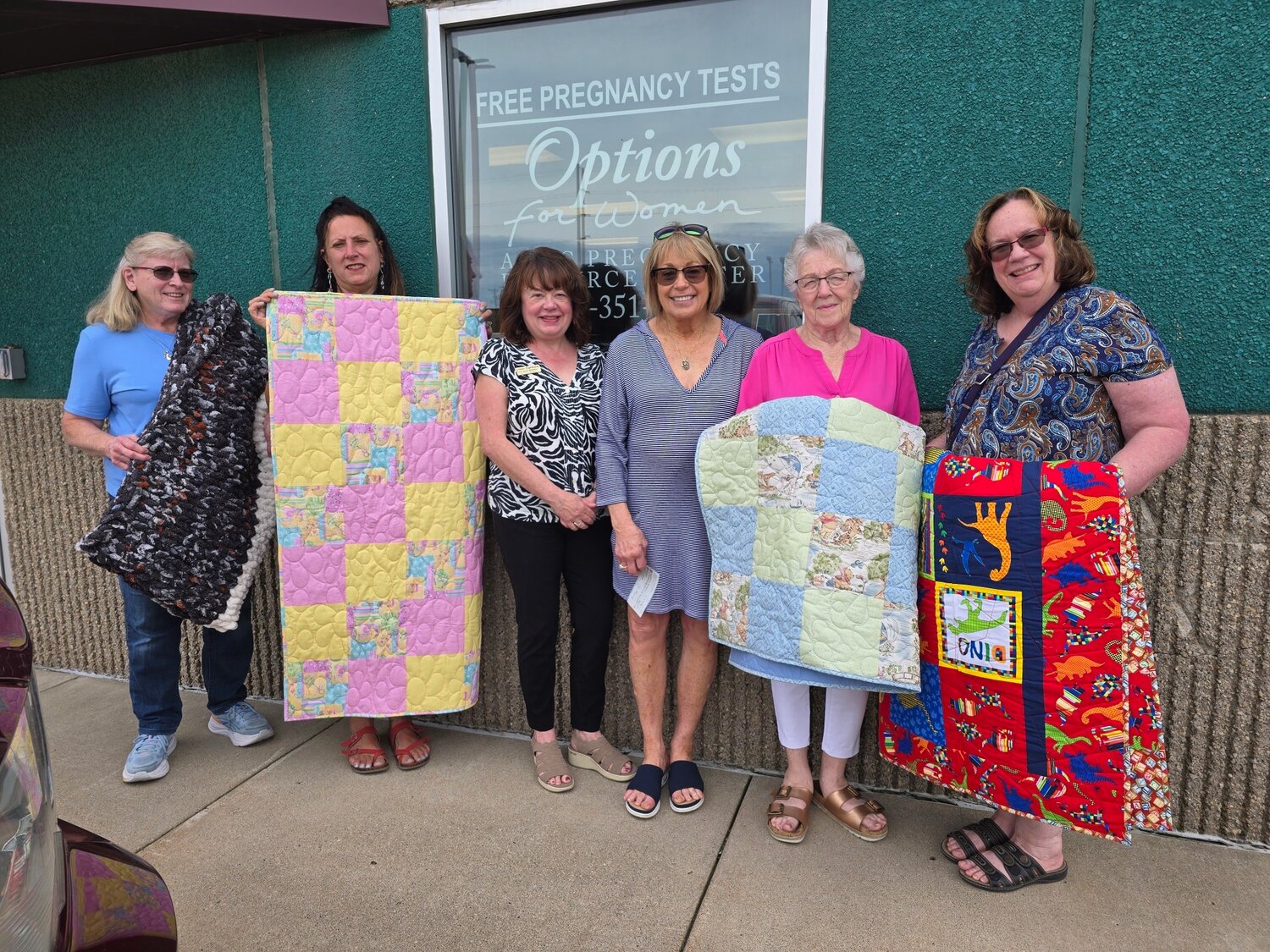 ‘Church ladies’ stitch for a cause - Sauk Centre Herald