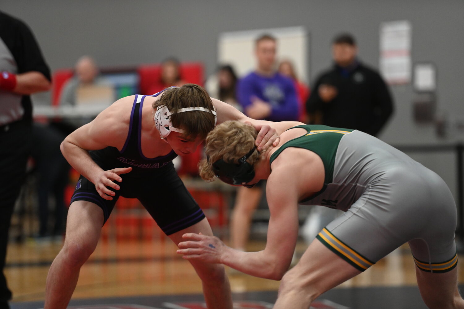 Huskie wrestling duo heads down to state - The Star Post