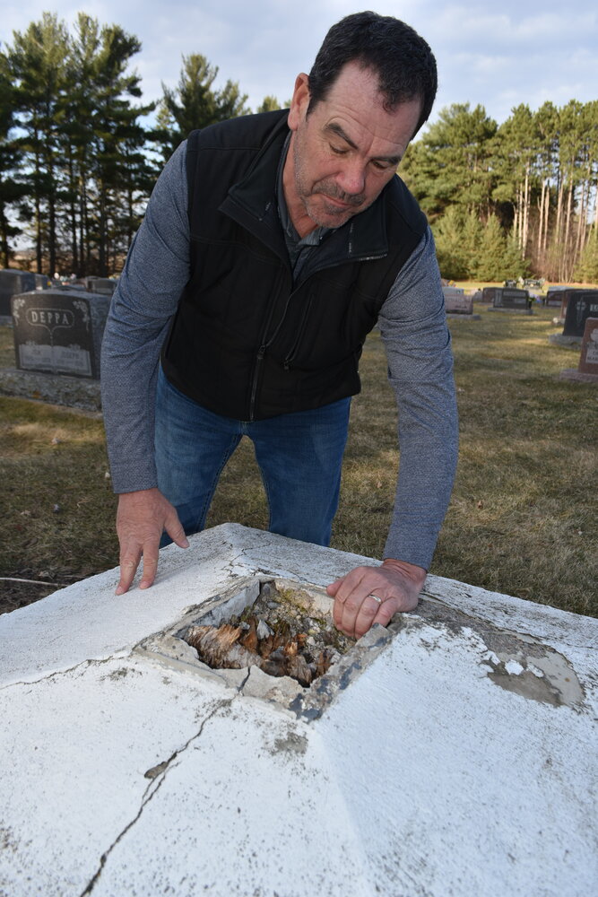 Mayhew Lake cemetery crucifix quest nears end - Benton County Herald