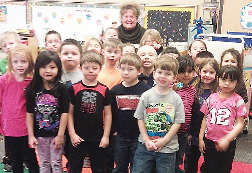 Alta-Aurelia students learn about chickens - Storm Lake Times Pilot