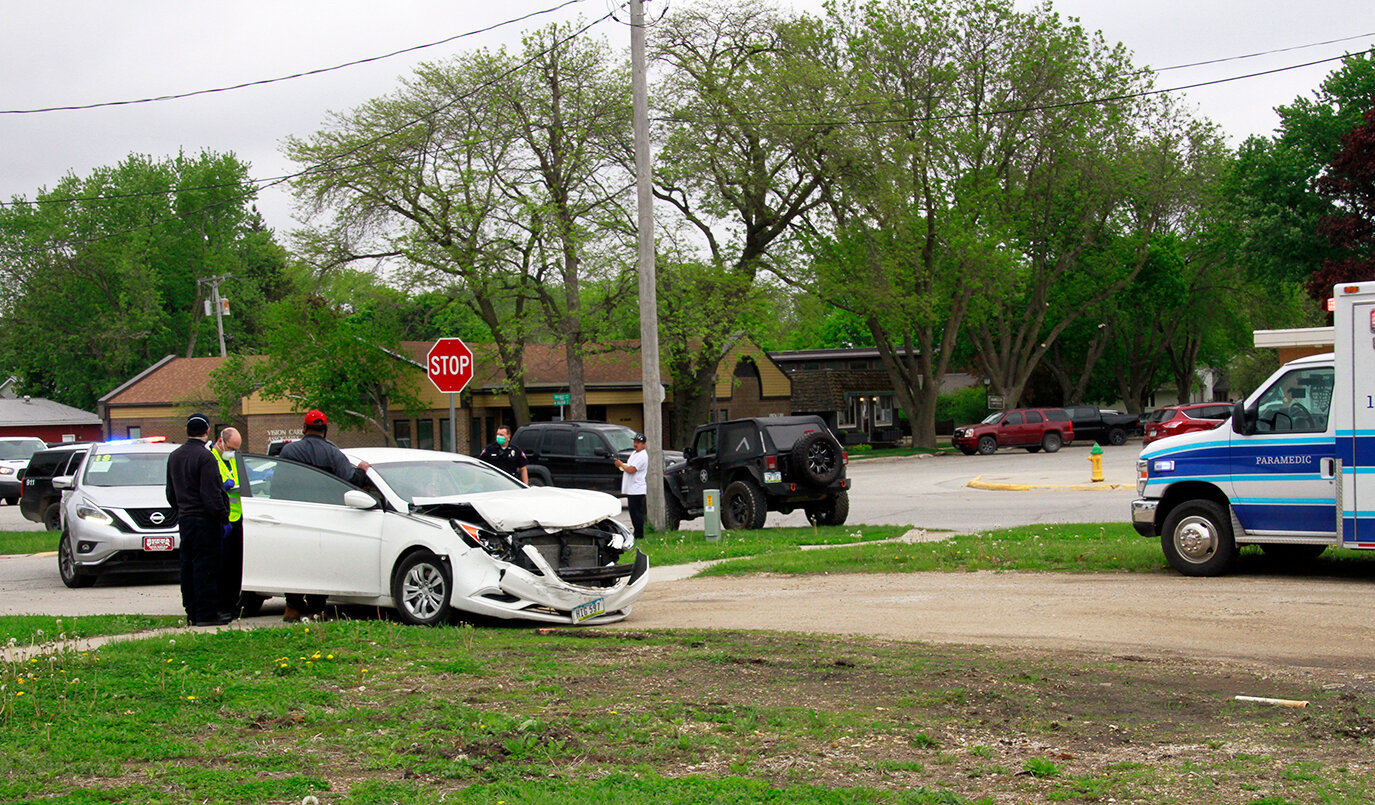 Stop sign violation leads to crash - Storm Lake Times Pilot