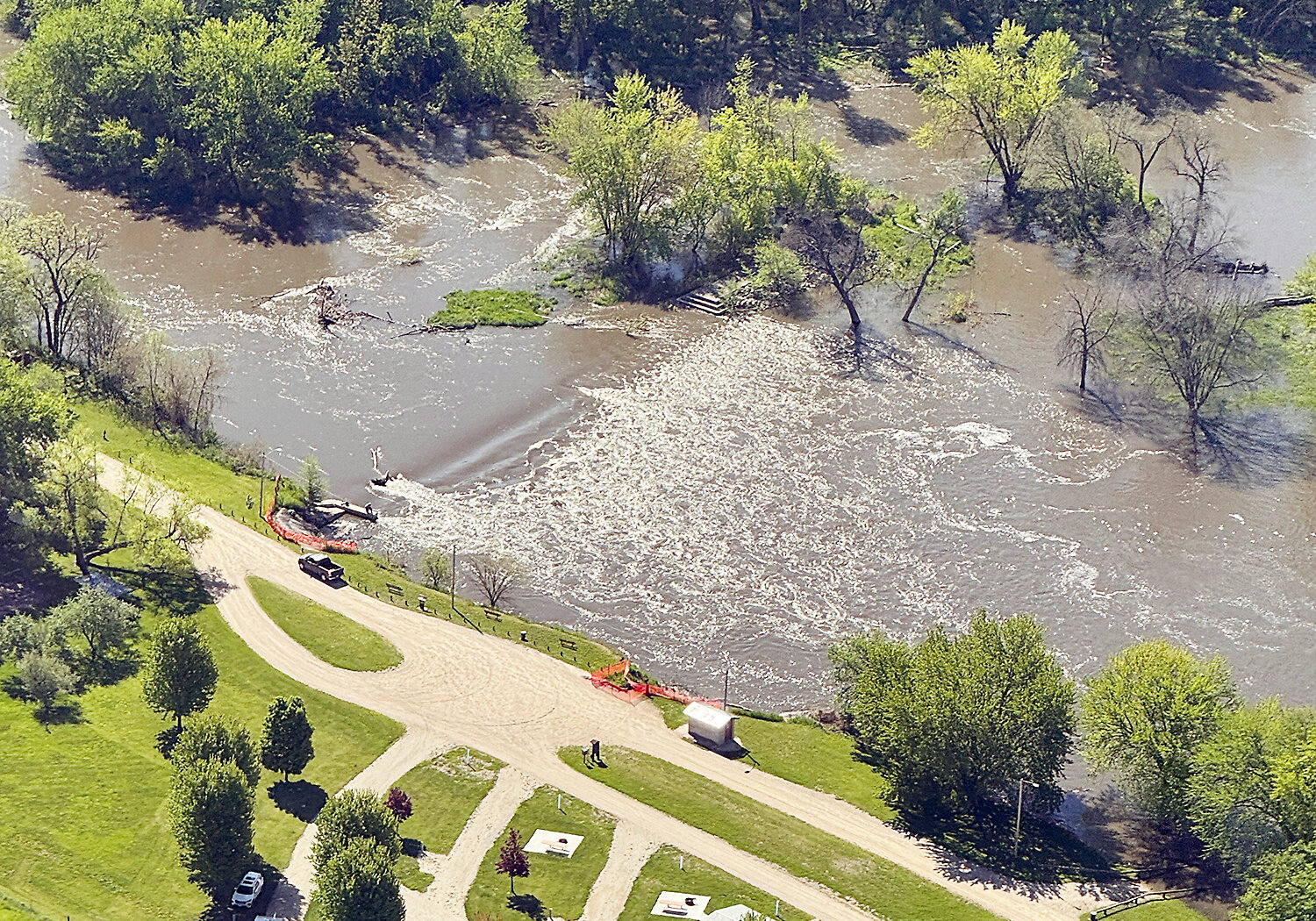 Flooding around dam doesn’t threaten bridge, yet - Storm Lake Times Pilot
