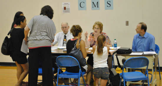CMS students register - The Cherokee Chronicle Times