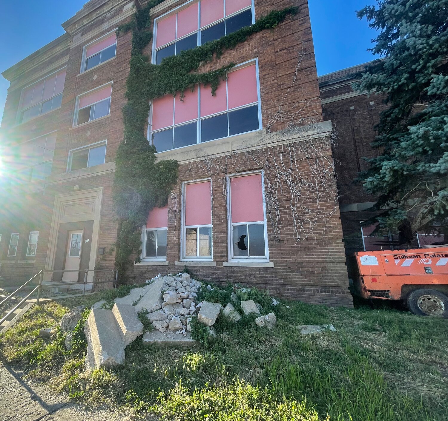 Council at the end of their rope with stalled Wilson school renovations ...