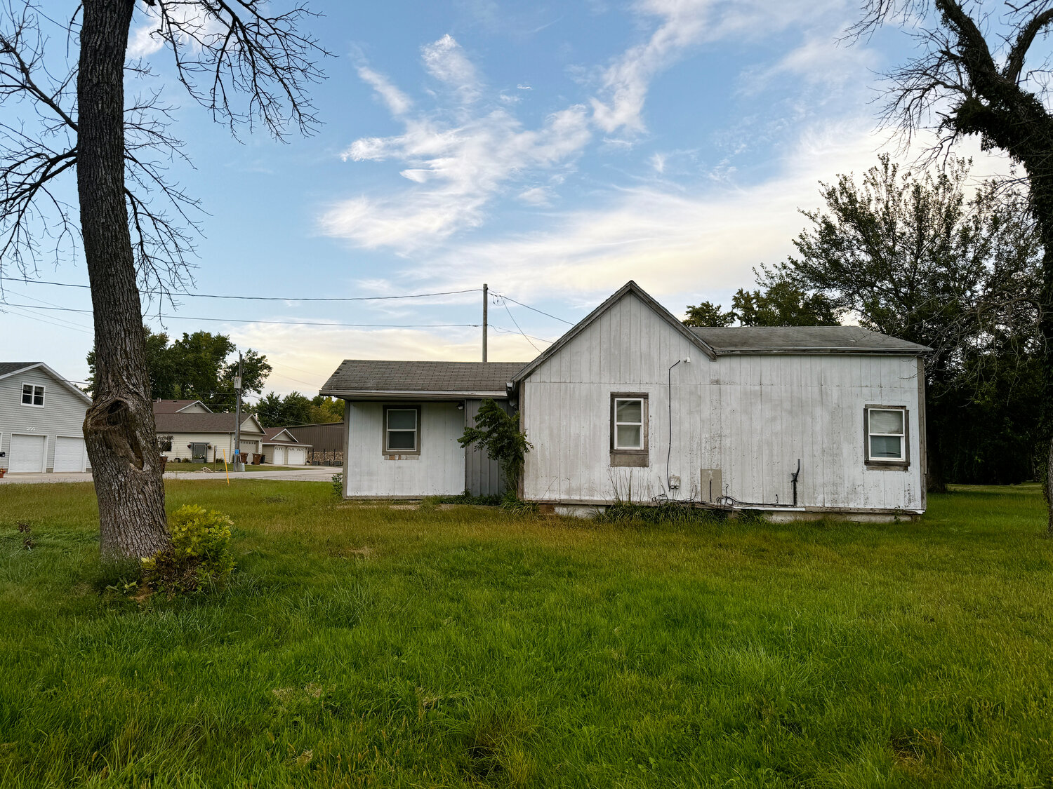 Lakeside to abate Lakeshore Drive property nuisance - Storm Lake Times ...
