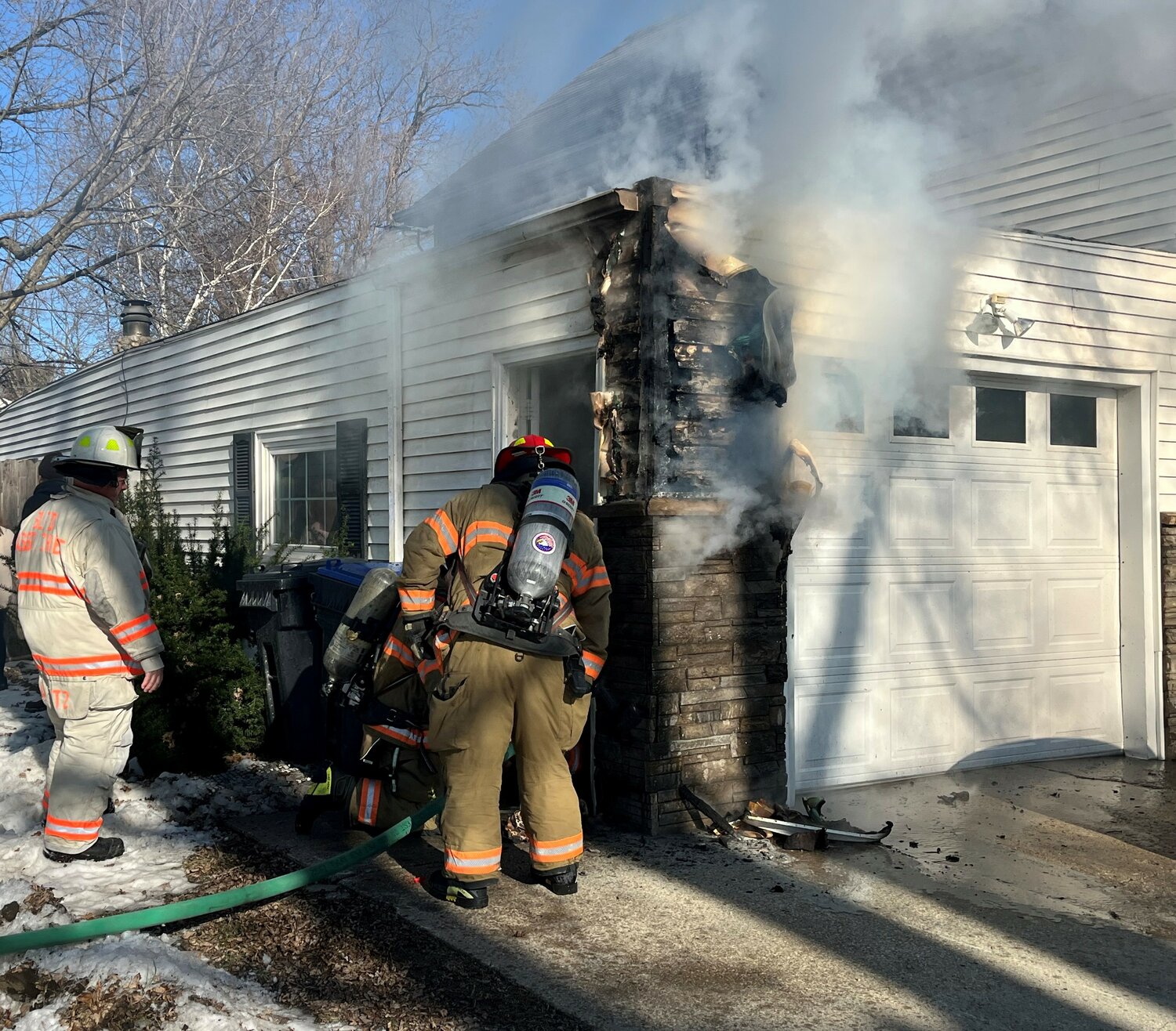 Garage catches fire on Saturday afternoon - Storm Lake Times Pilot