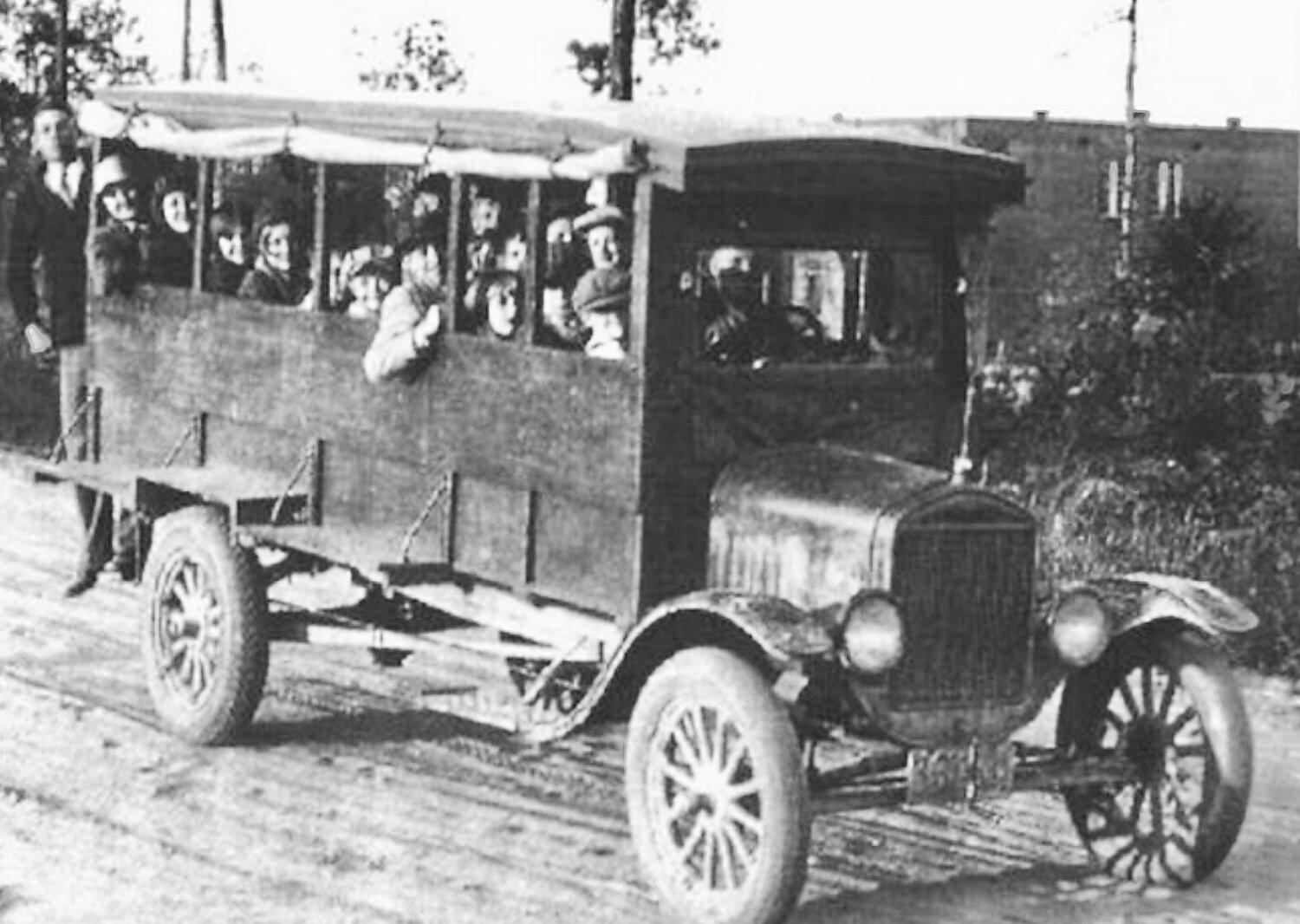 Local public transportation in the mid-20th century - Storm Lake Times ...