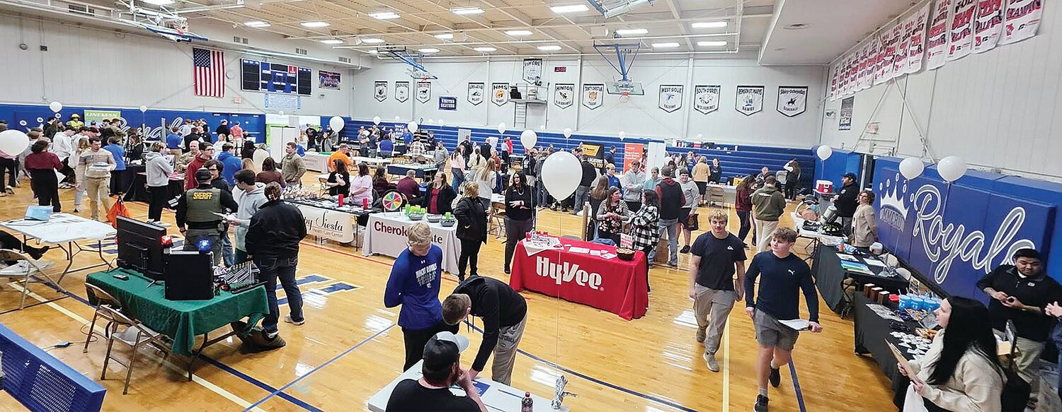 Students explore the future at MMCRU Career Connect - The Cherokee ...