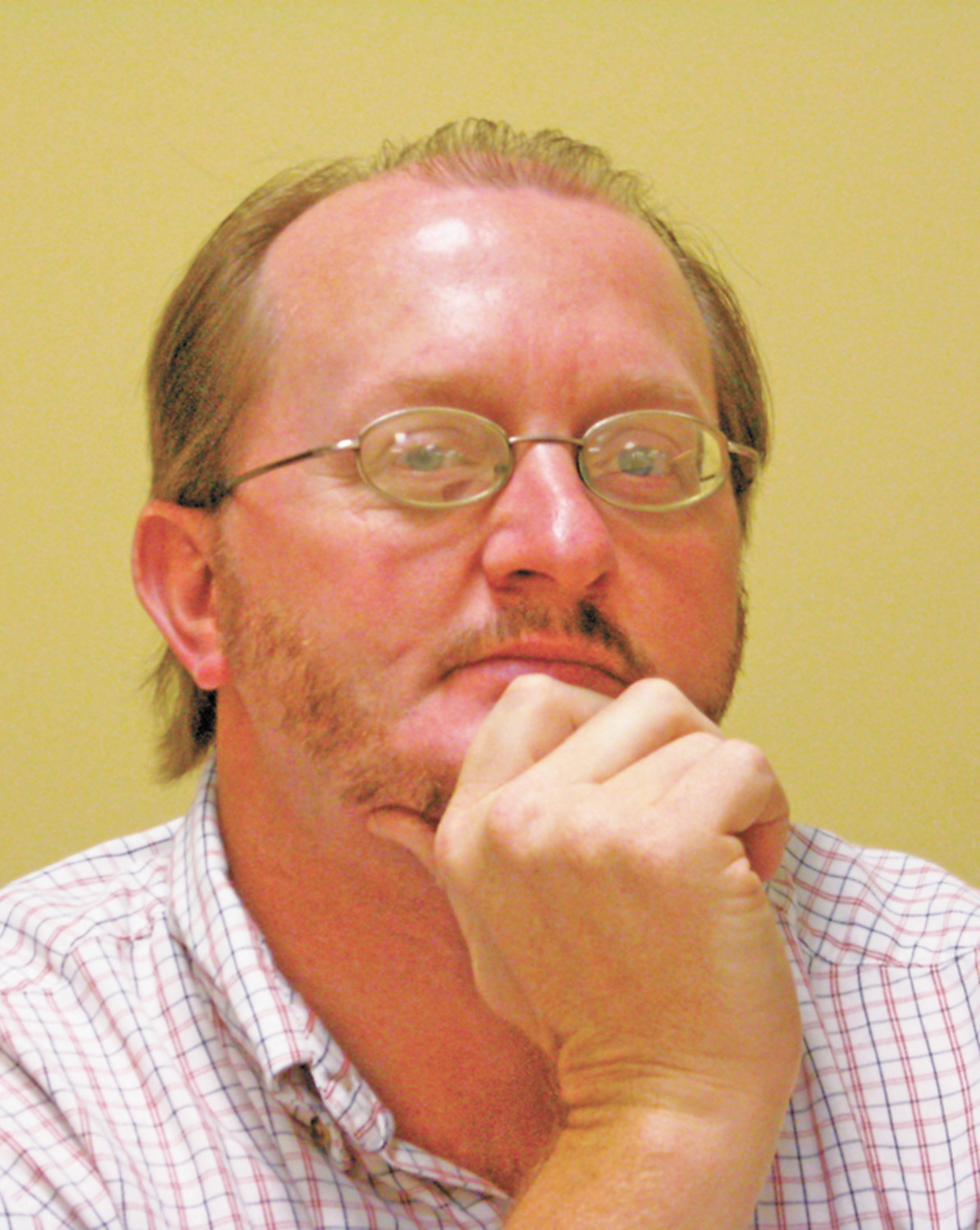 Guardian editor pens new book | News | The Press and Standard ...