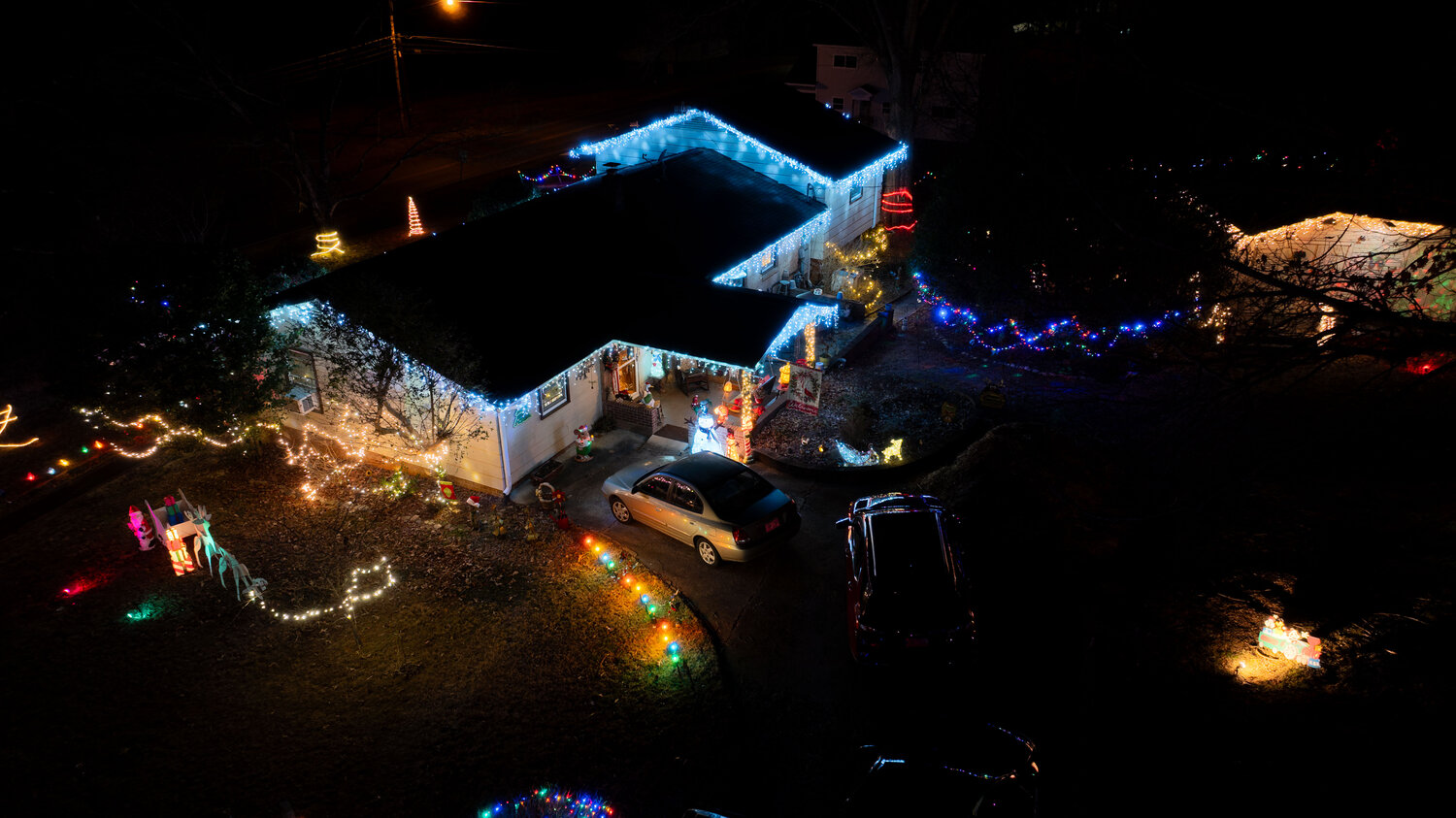 Kevin McSwain is the Winner of Cherryville's Best Christmas Display ...